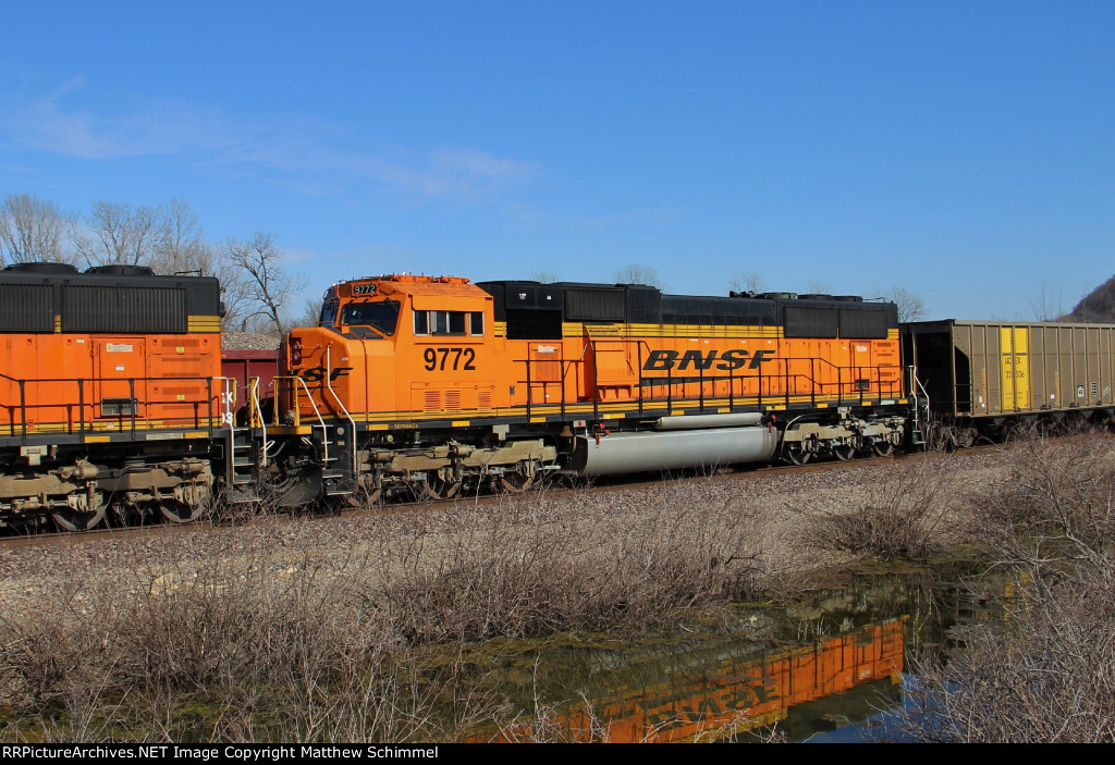 BNSF 9772